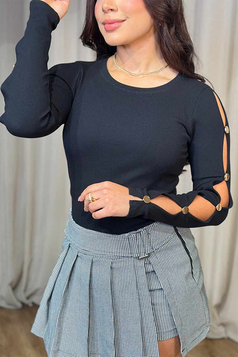 BLUSA MUJER DETALLES EN MANGAS